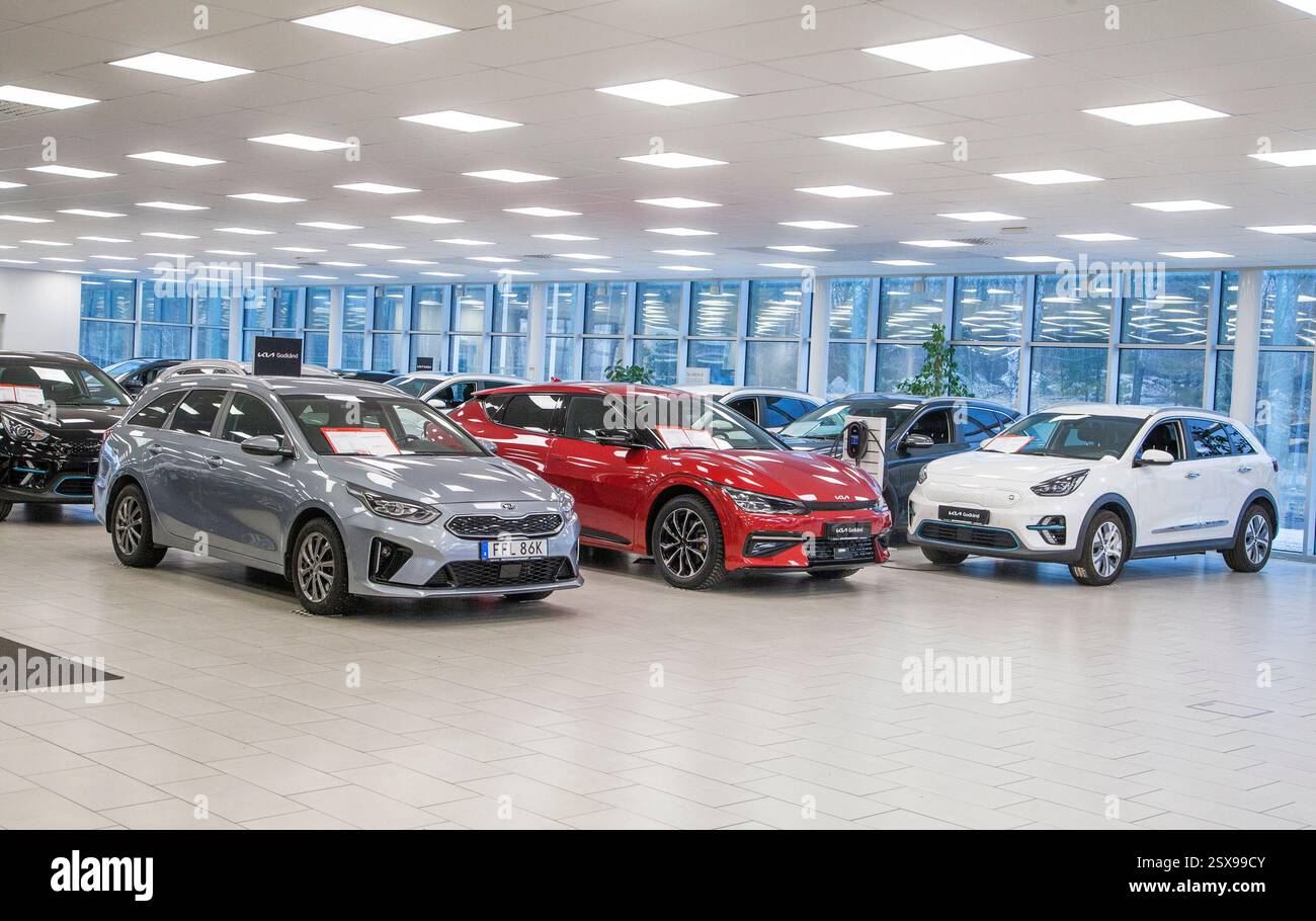 Exhibition showroom hi-res stock photography and images - Alamy