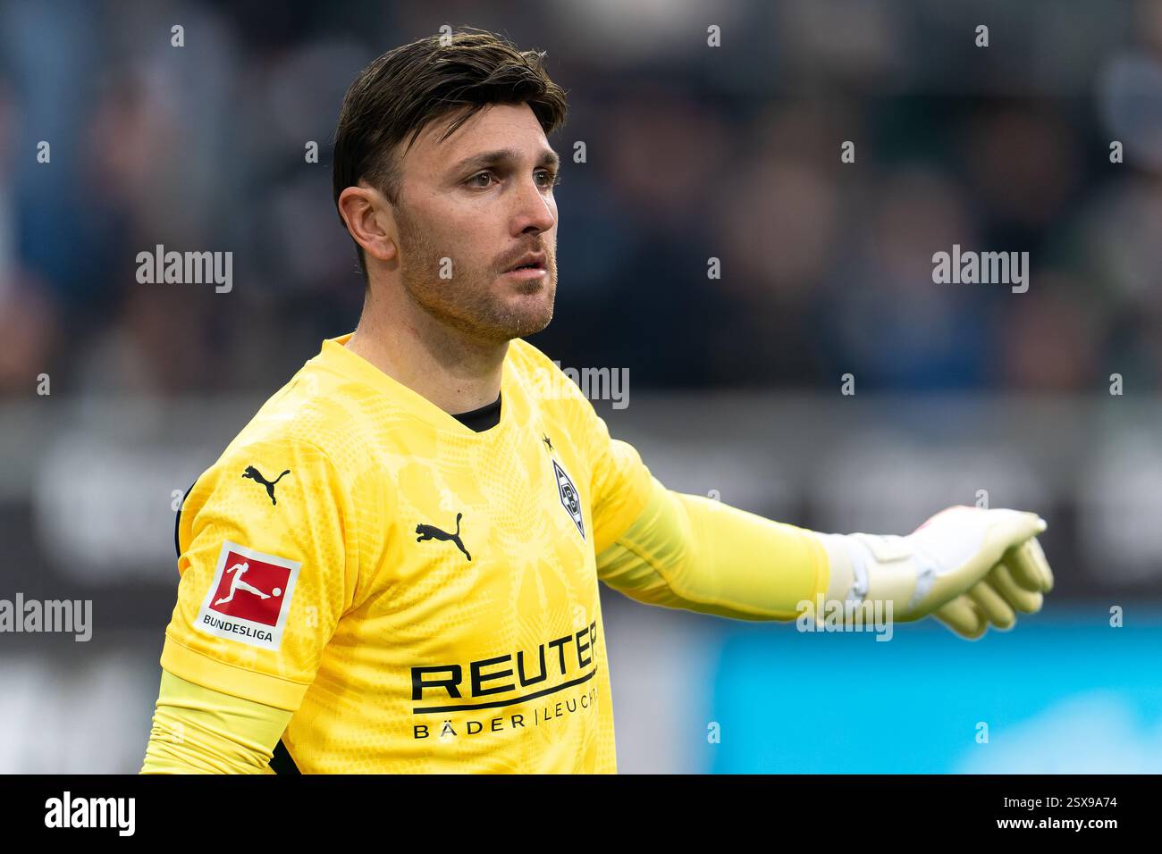 MOENCHENGLADBACH, GERMANY - FEBRUARY 22: Tobias Sippel of Borussia ...