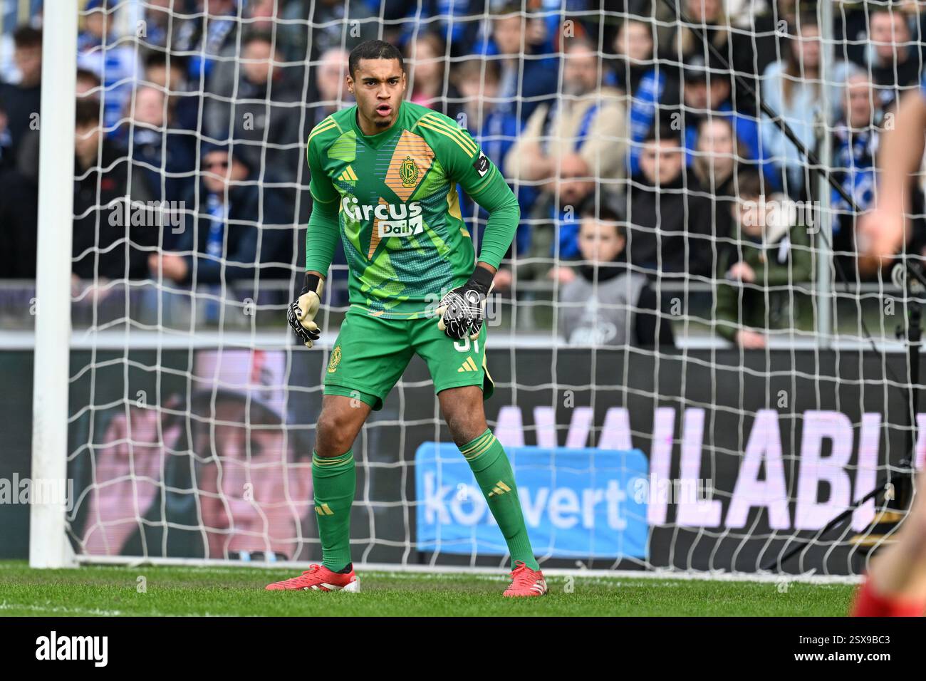 goalkeeper Gavin Bazunu (31) of Standard pictured during the Jupiler ...