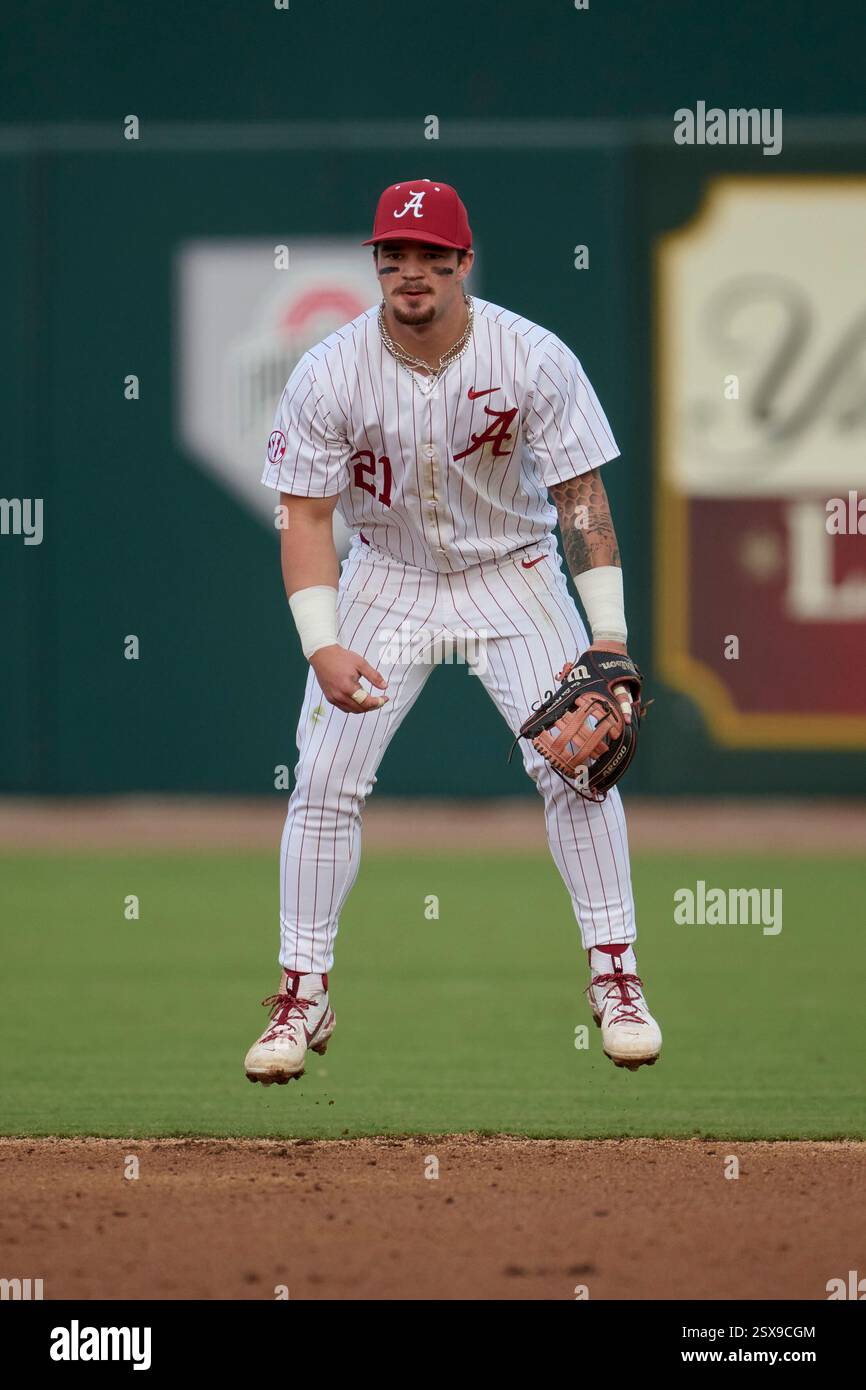 Alabama Crimson Tide second baseman Brennen Norton (21) during an NCAA ...