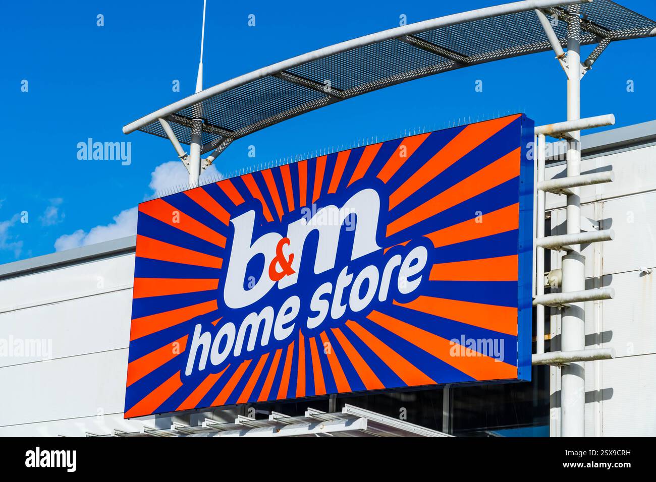 Custom b logo hi-res stock photography and images - Alamy