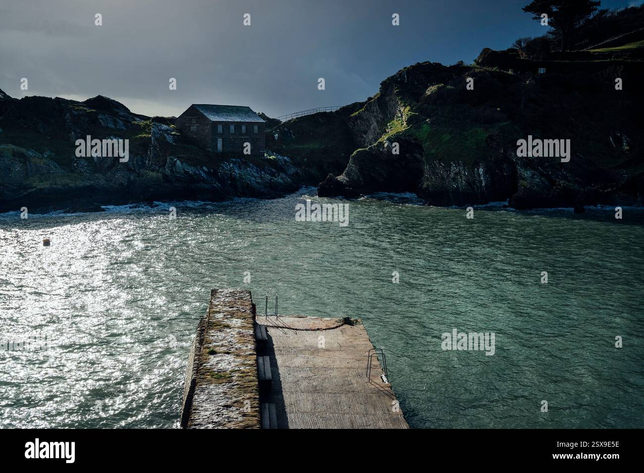 Peak Rock & the Net Loft a grade 2 listed building, Polperro, Cornwall ...