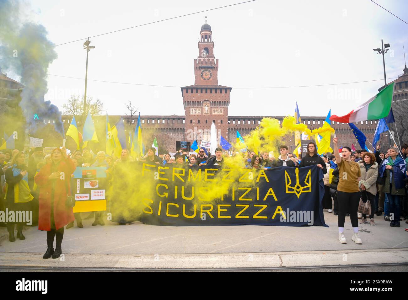 Marcia per l'Ucraina alla vigilia del terzo anniversario dell'invasione ...