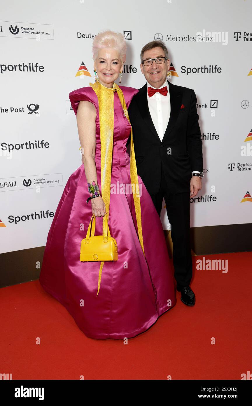 Ann-Kathrin Linsenhoff und Kalu-Martin Rath beim 54. Ball des Sports ...