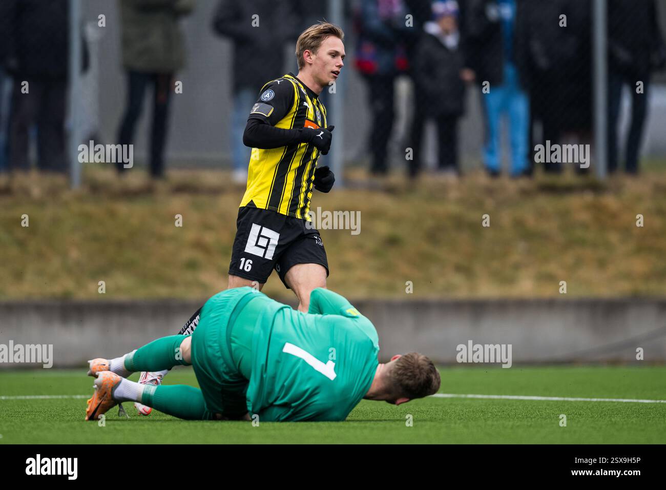 250223 Och Häckens Pontus Dahbo under fotbollsmatchen i Svenska Cupen ...