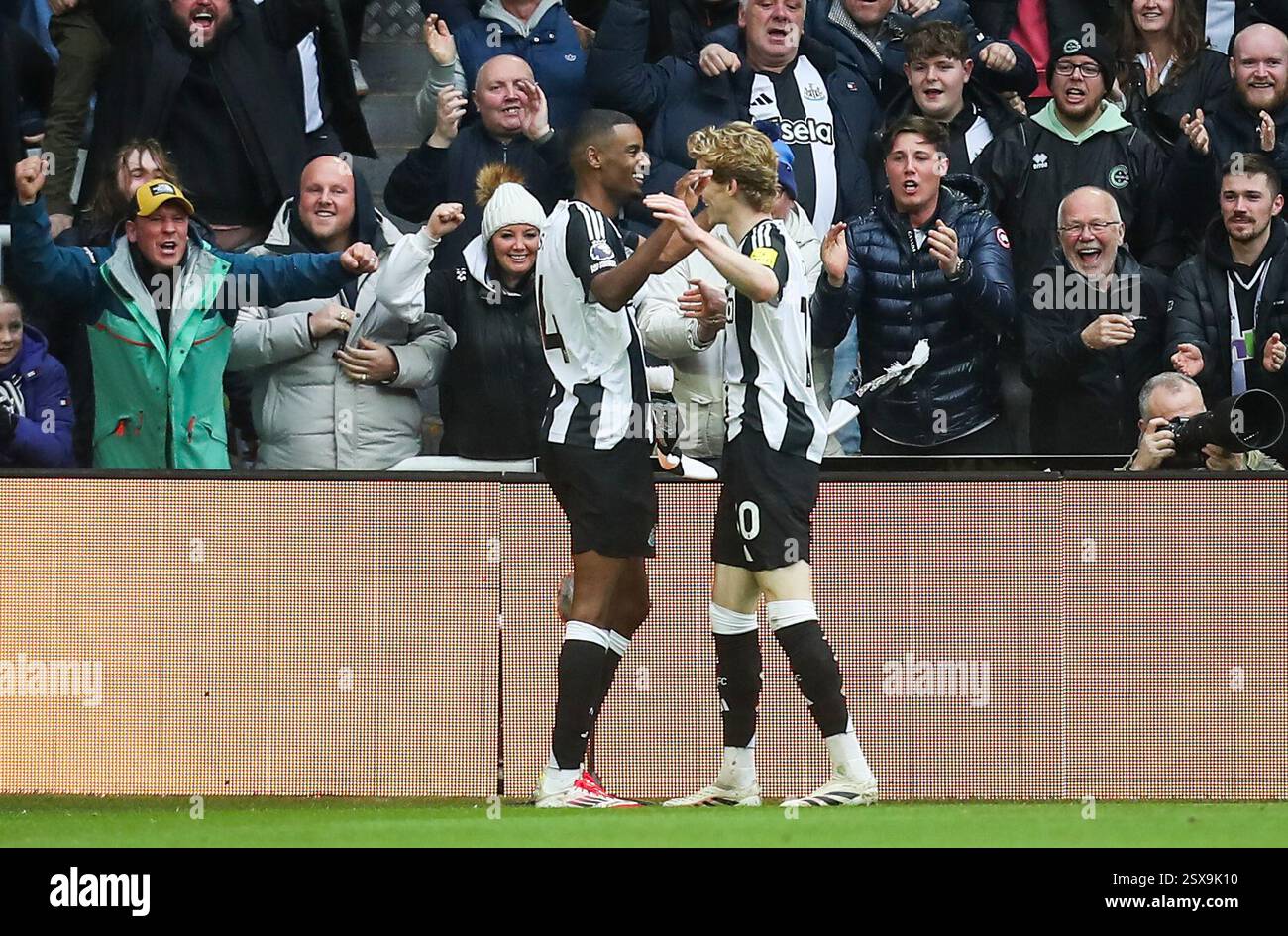 Newcastle, UK. 23rd Feb, 2025. Alexander Isak Of Newcastle United scores a GOAL 3-1 and ...