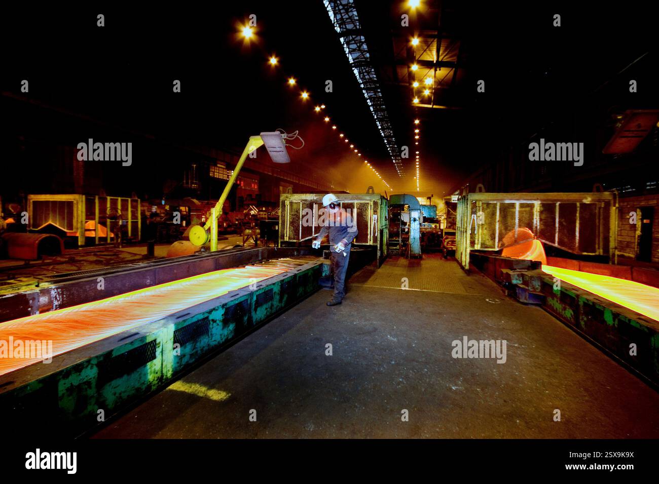Steelworks heavy hot steel rolling mill for railway, wire rod and ...