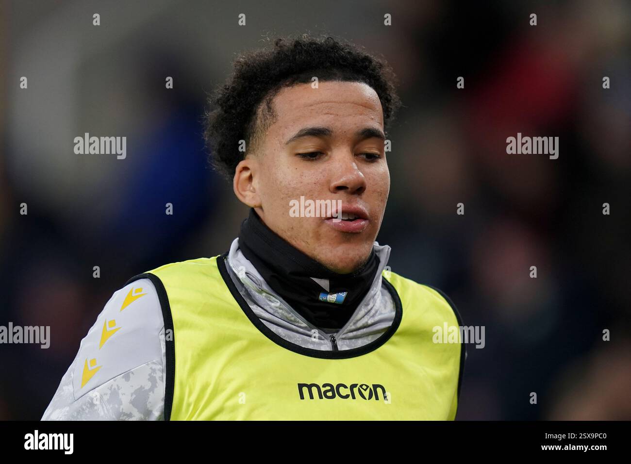 Burnley, UK. 21st Feb, 2025. Sheffield Wednesday defender Gabriel ...