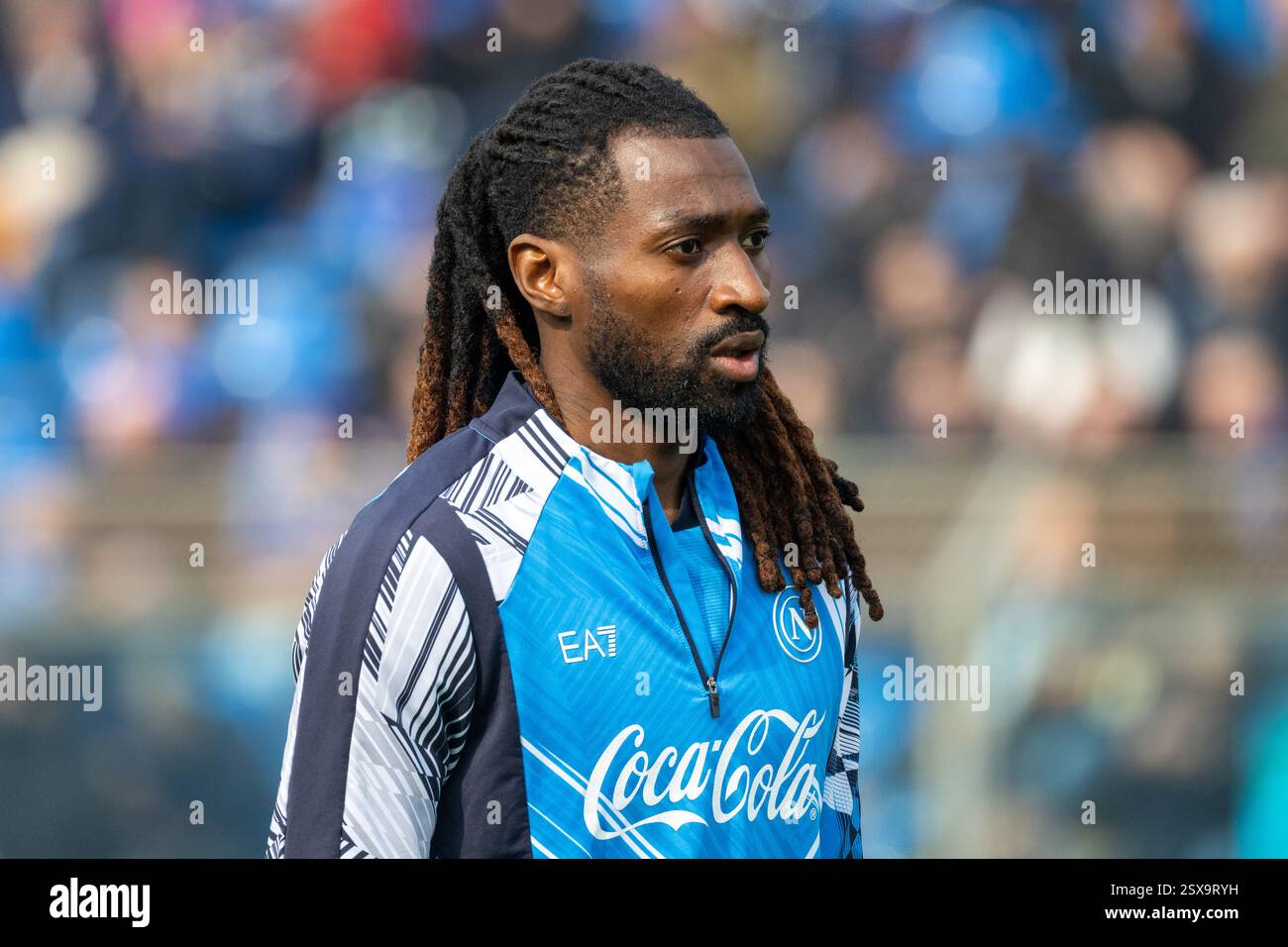 Como, Italy. 23rd Feb, 2025. Anguissa Frank Napoli warm up serie A ...