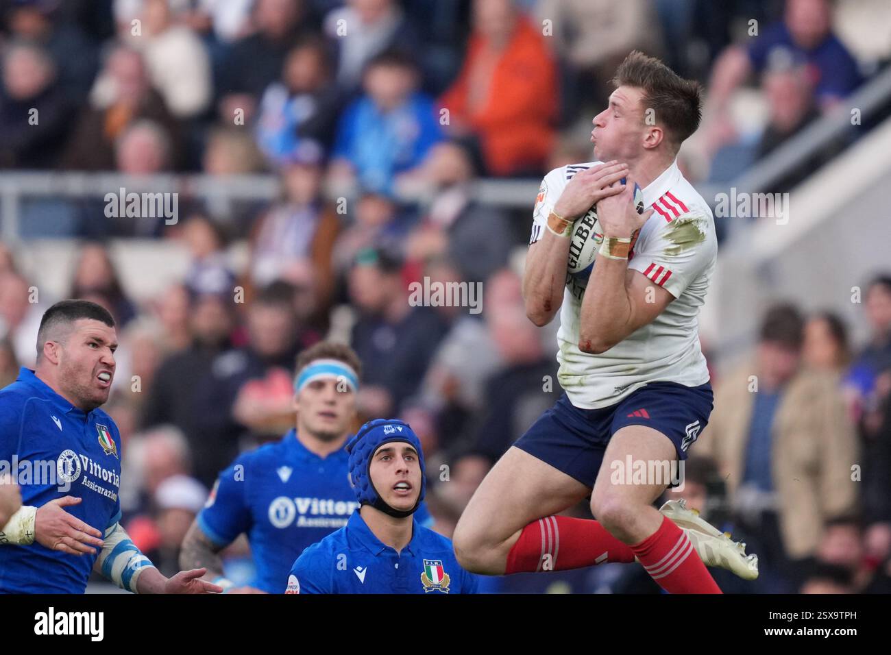 France’s Leo Barre during the Six Nations rugby union match between ...