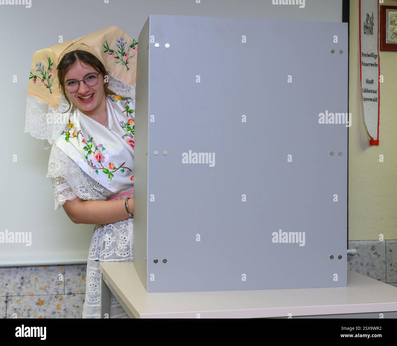 23 February 2025, Brandenburg, Seelow: Sarah Buchan wears Wendish ...