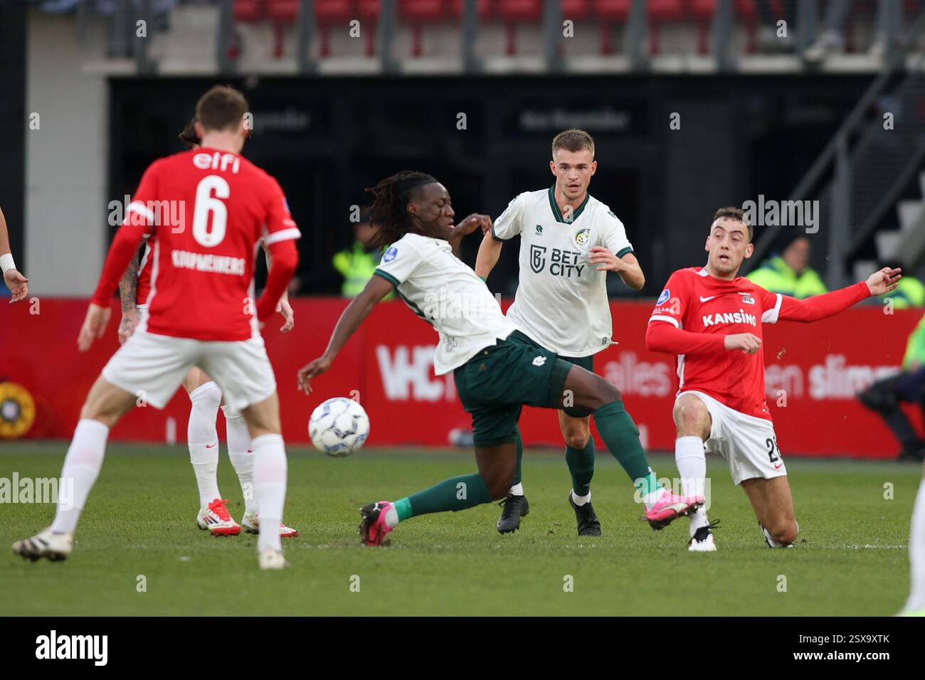 Alkmaar, Netherlands. 23rd Feb, 2025. ALKMAAR - 23-02-2025, AFAS Stadium. Dutch Eredivisie ...