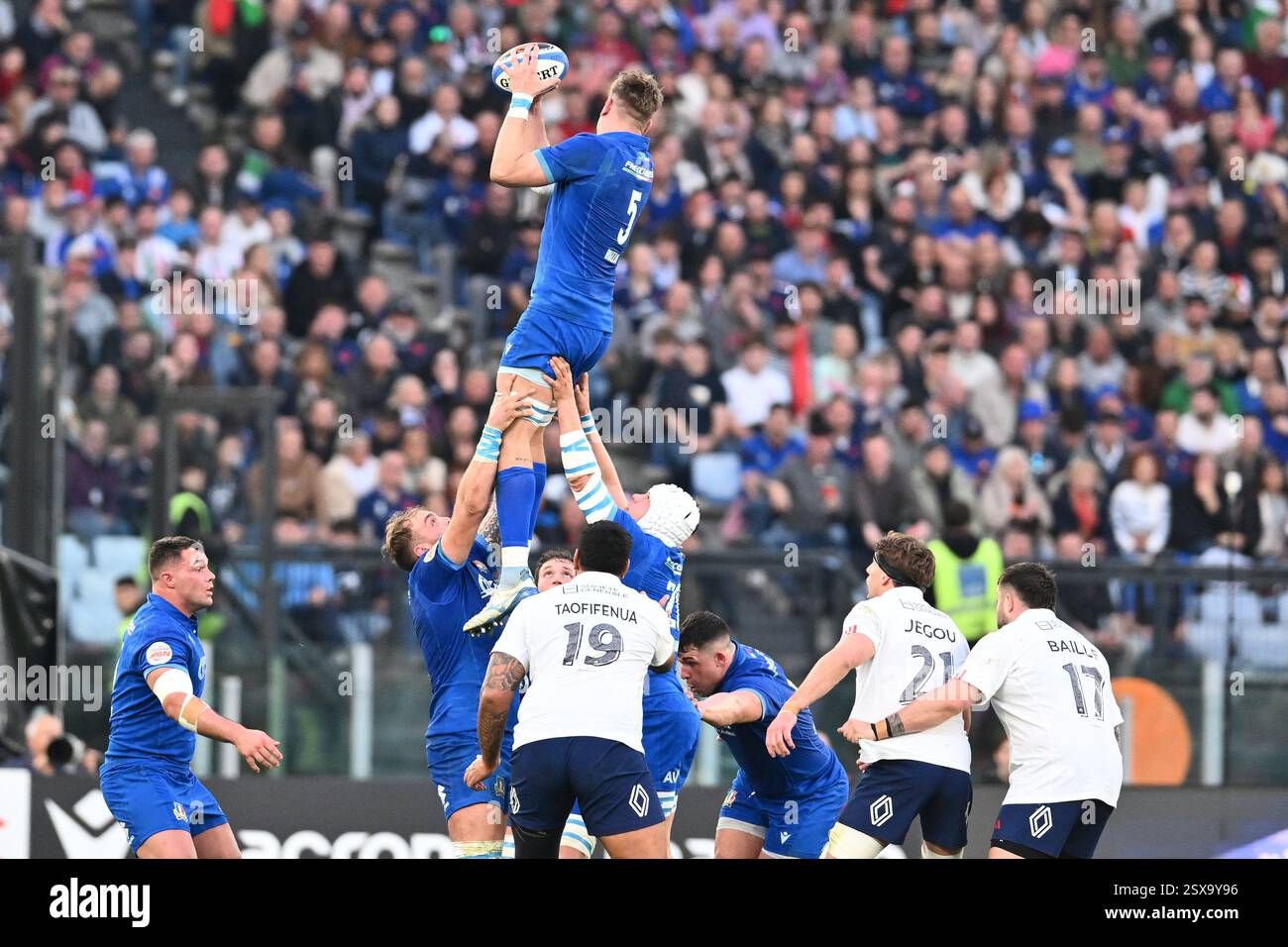 Federico Ruzza of Italy in action during the Guinness Six Nations 2025 ...