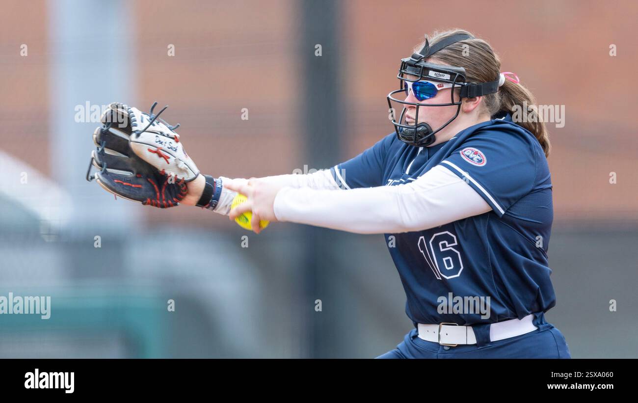 Southern Indiana pitcher Kylie Witthaus (16) pitches against UAB during ...