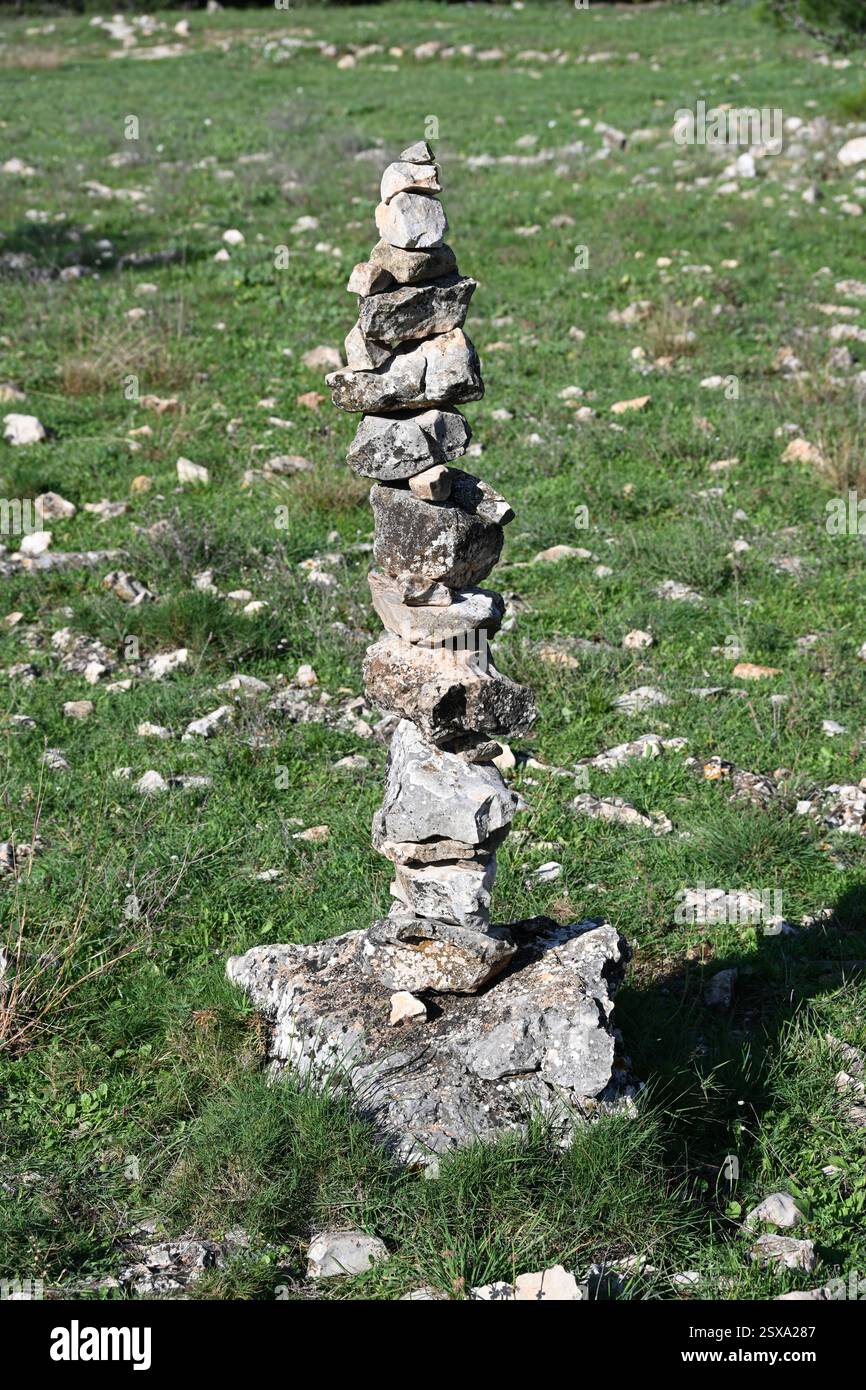 Rock Stack, Rock Balancing, Stone Balancing, Rock Stacking, Pile or ...