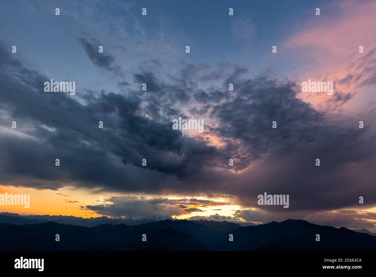 Sunset on the Alps from Mount Mottarone, Italy Stock Photo - Alamy