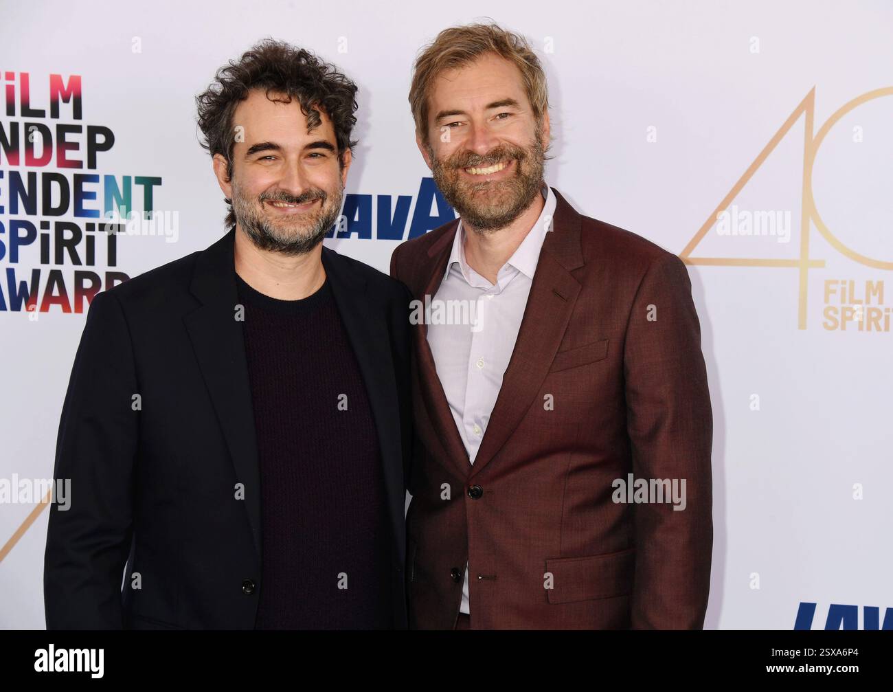 SANTA MONICA, CALIFORNIA - FEBRUARY 22: (L-R) Jay Duplass and Mark ...
