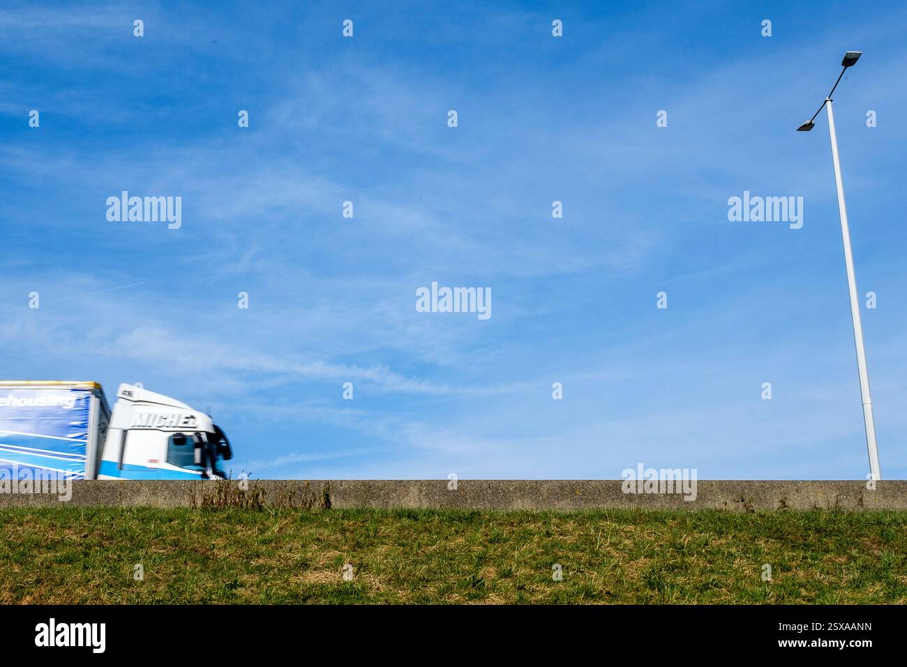 Highway E42 in Fleurus | Autoroute E42 à Fleurus Stock Photo - Alamy