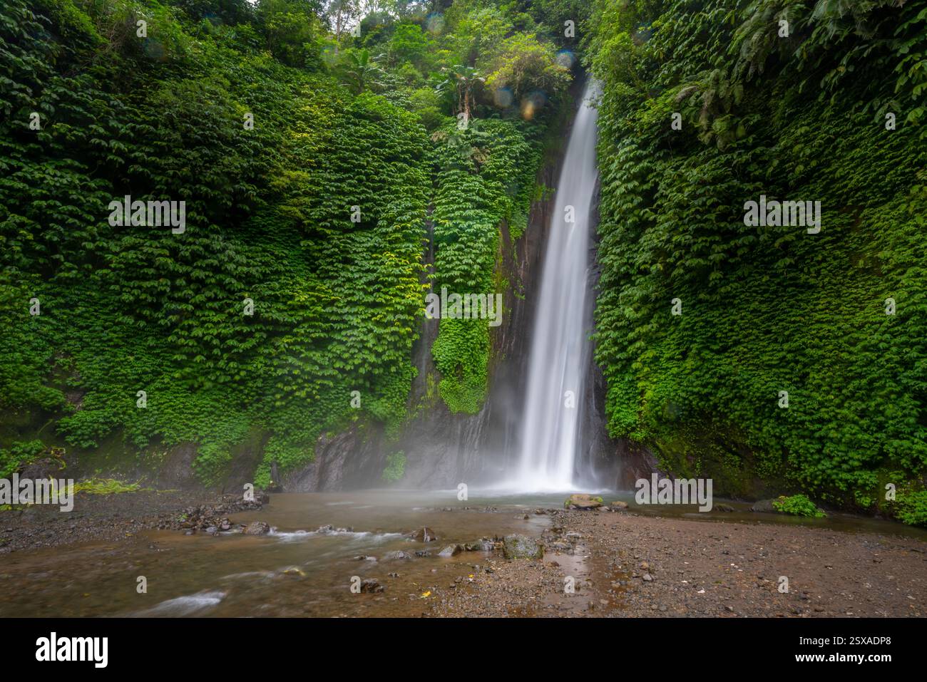 View of Melanting waterfall, Kabupaten Buleleng, Gobleg, Bali ...