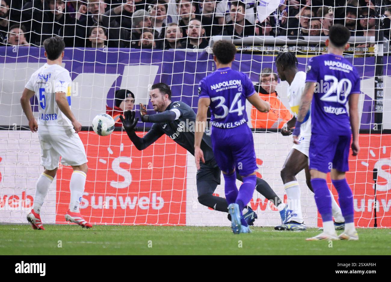 Anderlecht's goalkeeper Colin Coosemans pictured during a soccer match ...