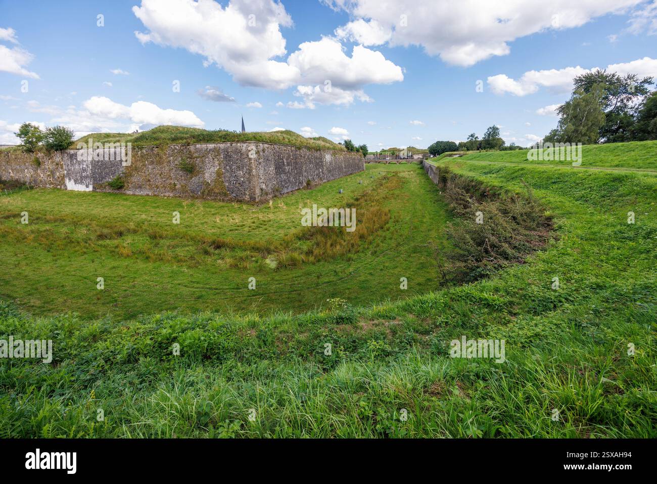 Fortifications france hi-res stock photography and images - Alamy