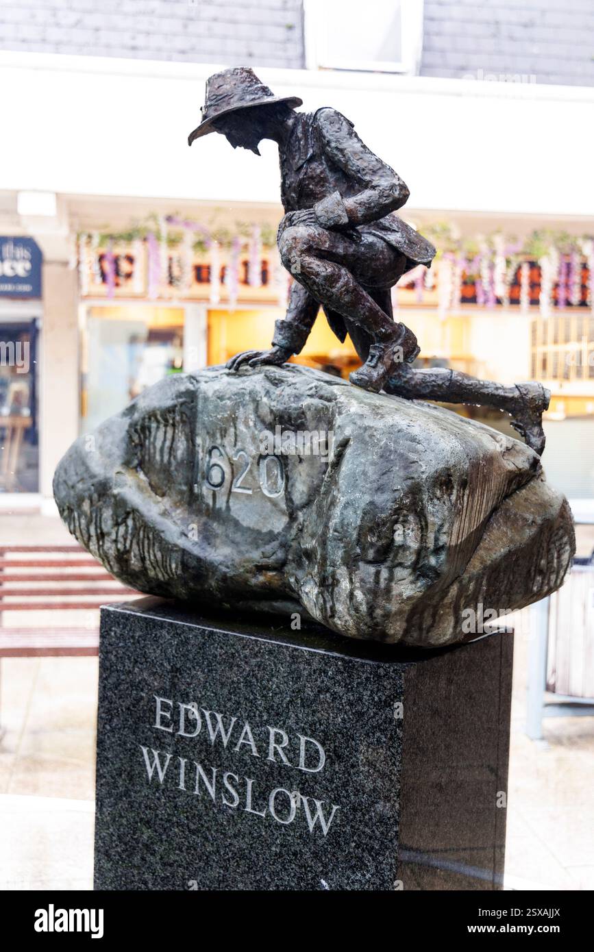 Statue of Edward Winslow, Mayflower leader, Droitwich, Worcestershire ...