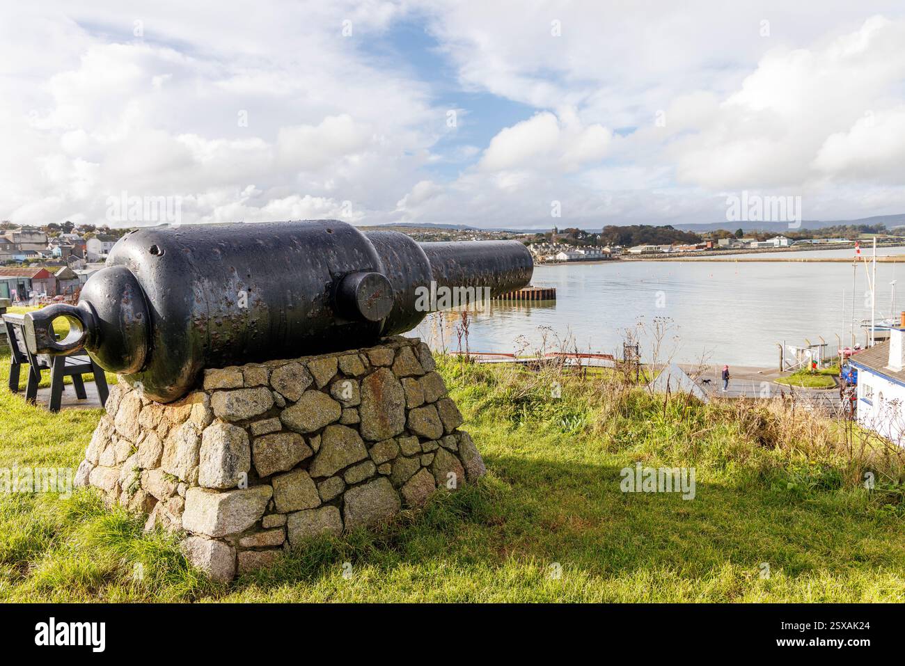 Black castle wicklow ireland hi-res stock photography and images - Alamy