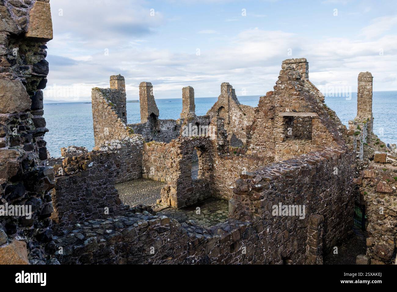 Dunluce castle bushmills co hi-res stock photography and images - Alamy