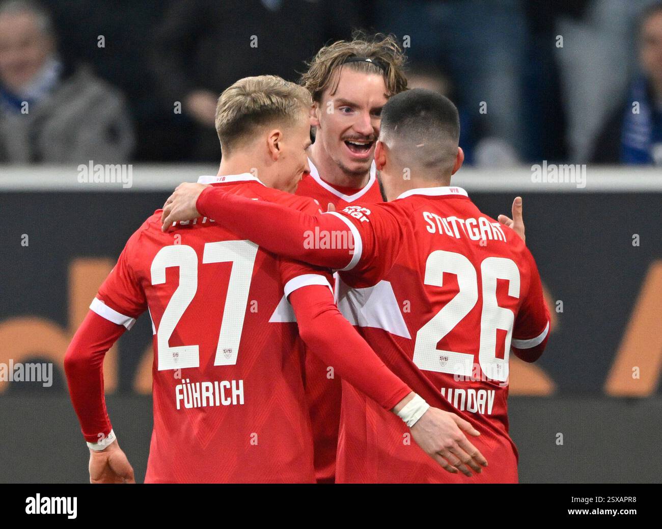 TOR zum 0:1 Nick Woltemade VfB Stuttgart (11) Torjubel Deniz Undav VfB Stuttgart (26) Chris ...
