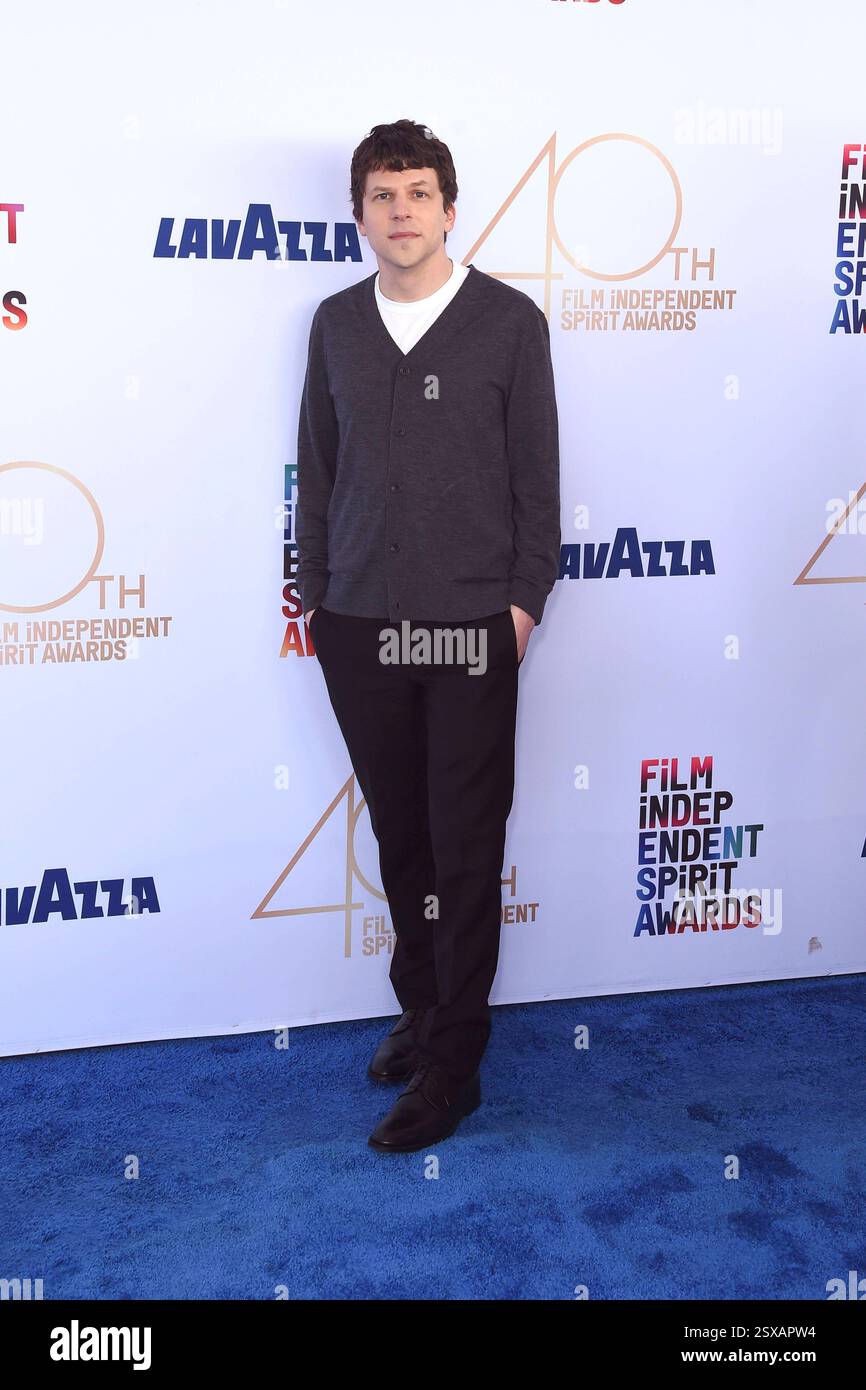 Jesse Eisenberg bei der 40. Verleihung der Film Independent Spirit ...