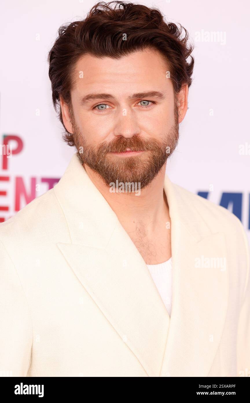 Tommy Bastow bei der 40. Verleihung der Film Independent Spirit Awards ...