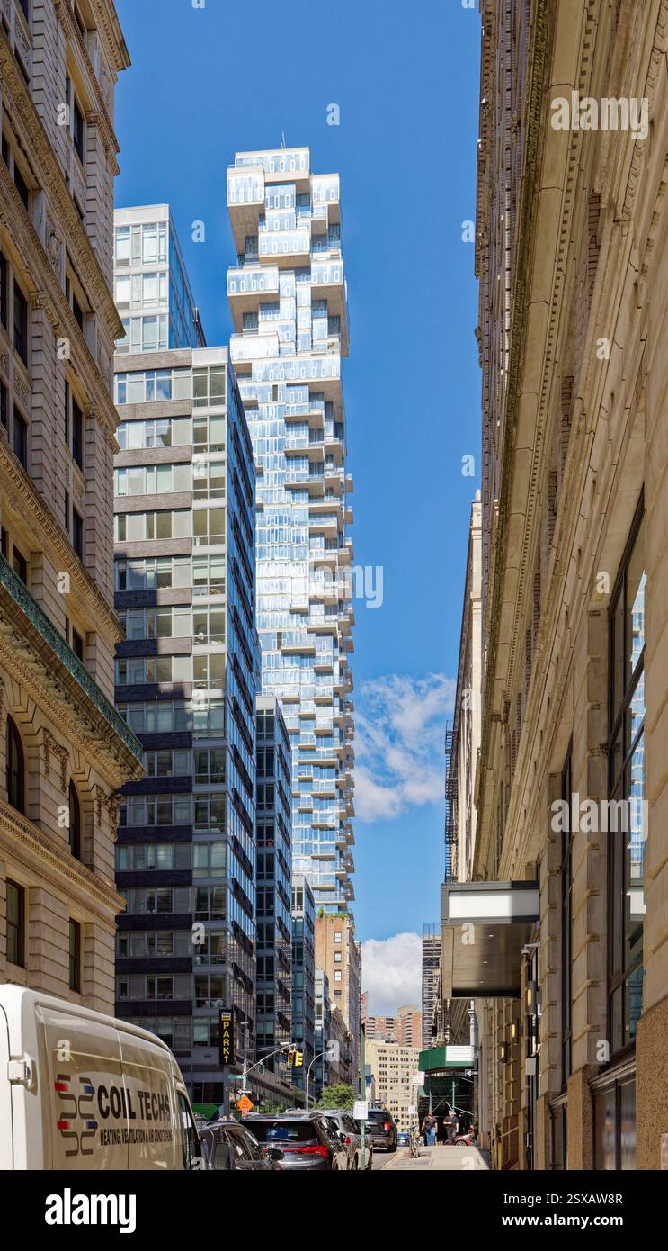 Tourist destination 56 Leonard Street, aka Jenga Building, viewed from ...