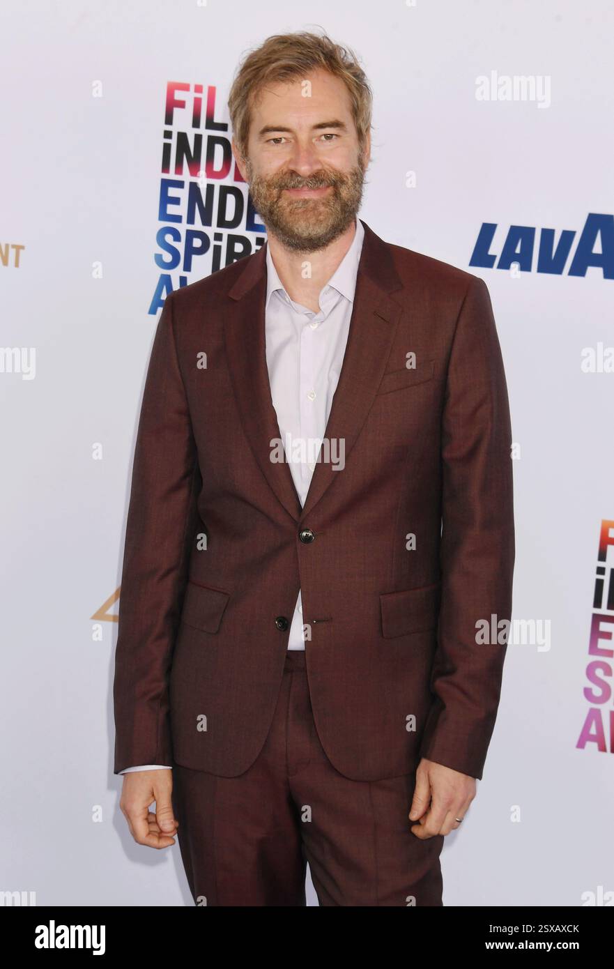 SANTA MONICA, CALIFORNIA - FEBRUARY 22: Mark Duplass attends the 2025 ...