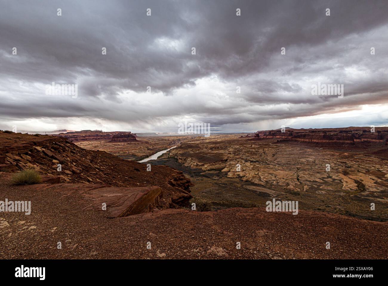 Overlooking Glen Canyon National Recreation Area with Colorado River at ...