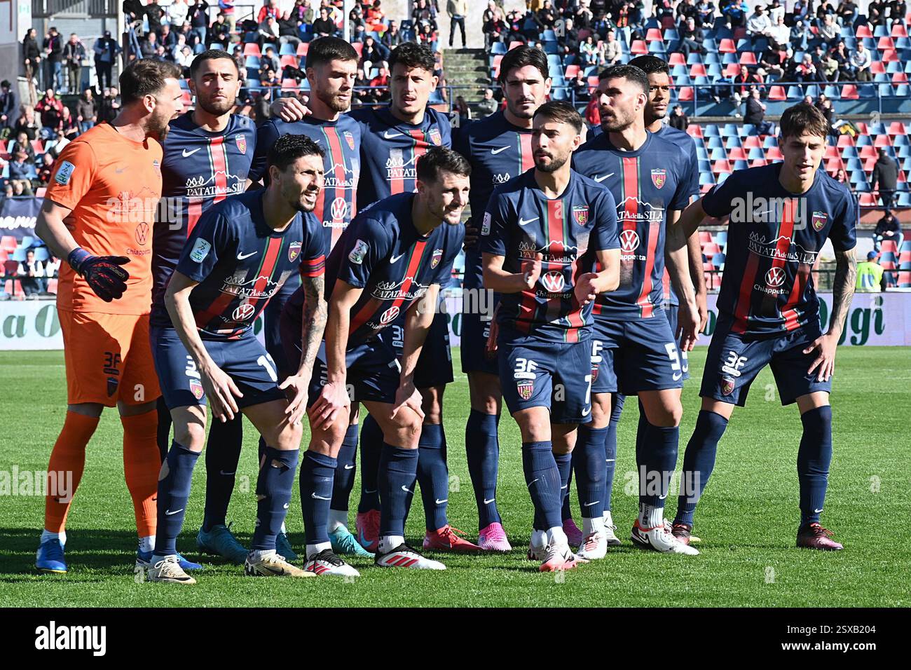 Cosenza, Italy. 23rd Feb, 2025. Cosenza line up during Cosenza Calcio ...