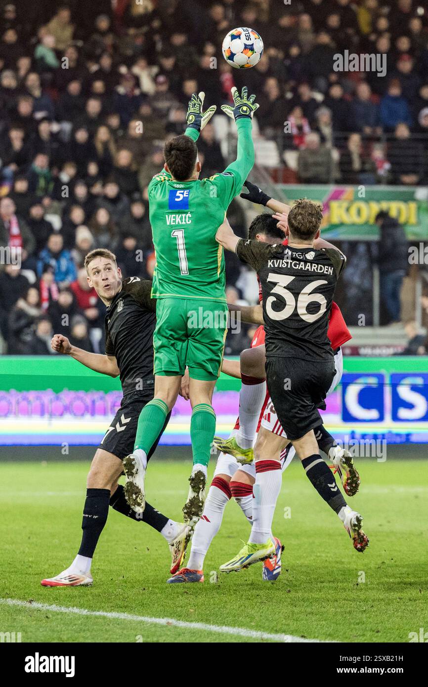 Vejle, Denmark. 23rd Feb, 2025. Goalkeeper Igor Vekic (1) of Vejle BK ...