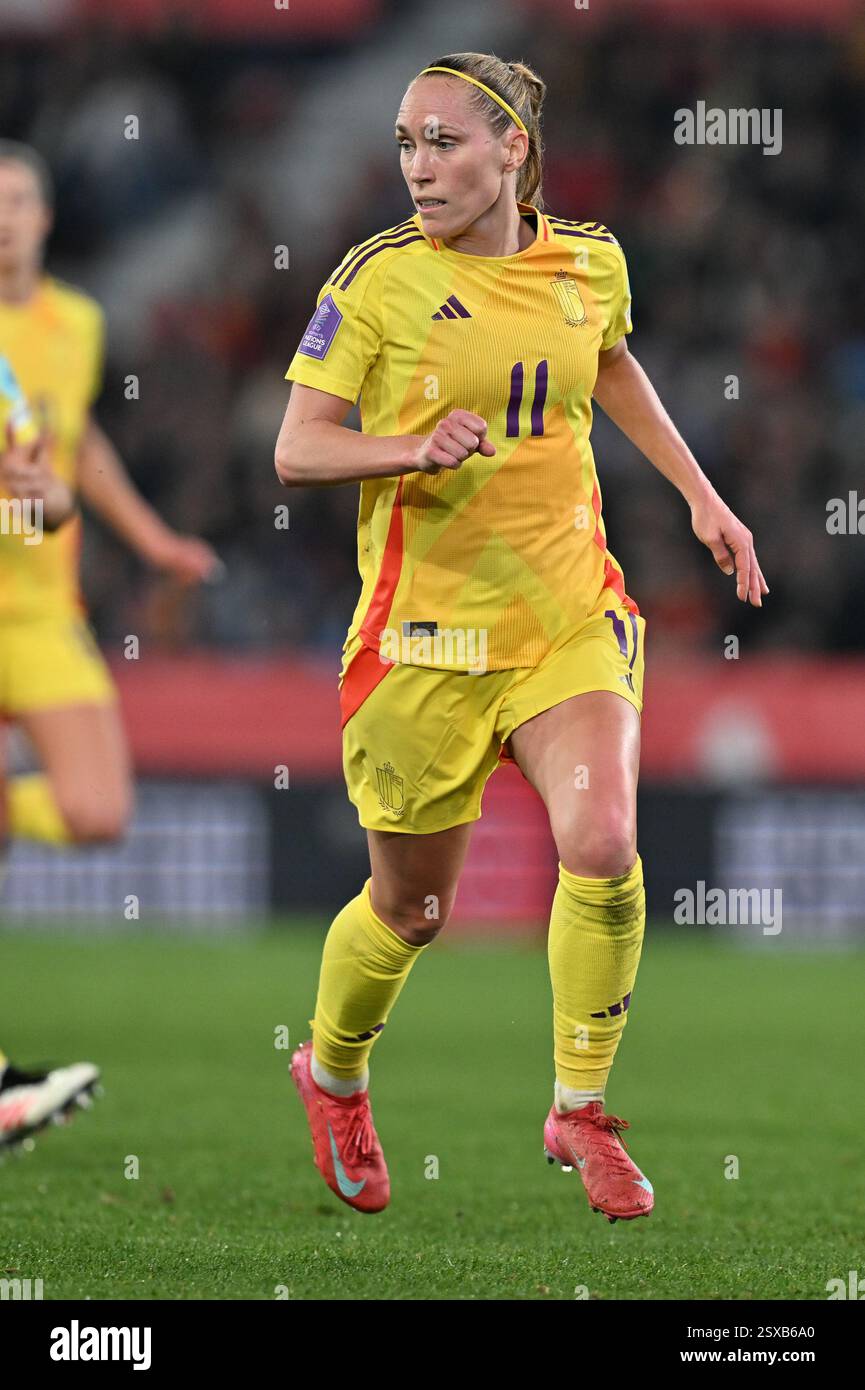 Valencia, Spain. 21st Feb, 2025. Janice Cayman (11) of Belgium pictured ...