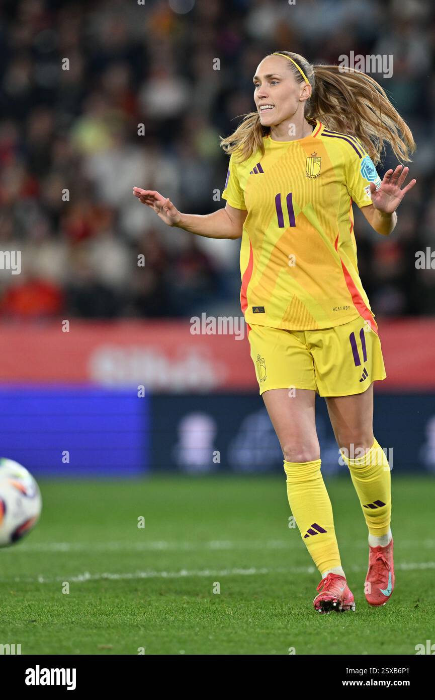 Valencia, Spain. 21st Feb, 2025. Janice Cayman (11) of Belgium pictured ...