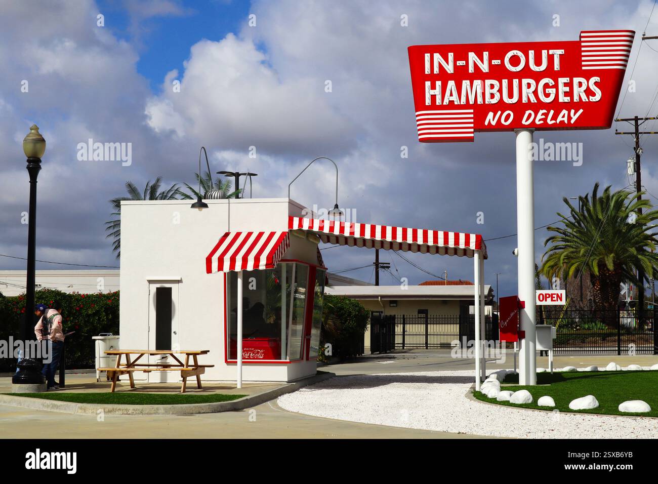 Replica of the Original IN-N-OUT Burger located at 13766 Francisquito ...