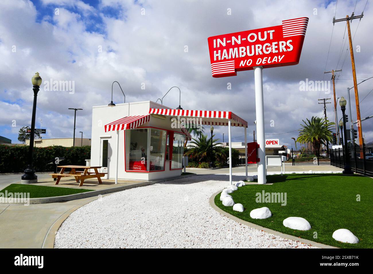 Replica of the Original IN-N-OUT Burger located at 13766 Francisquito ...