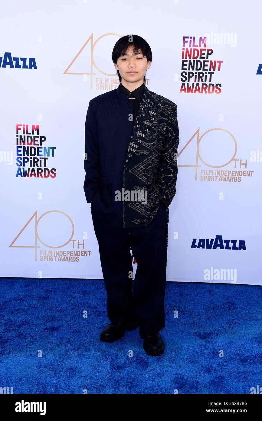 Izaac Wang bei der 40. Verleihung der Film Independent Spirit Awards ...
