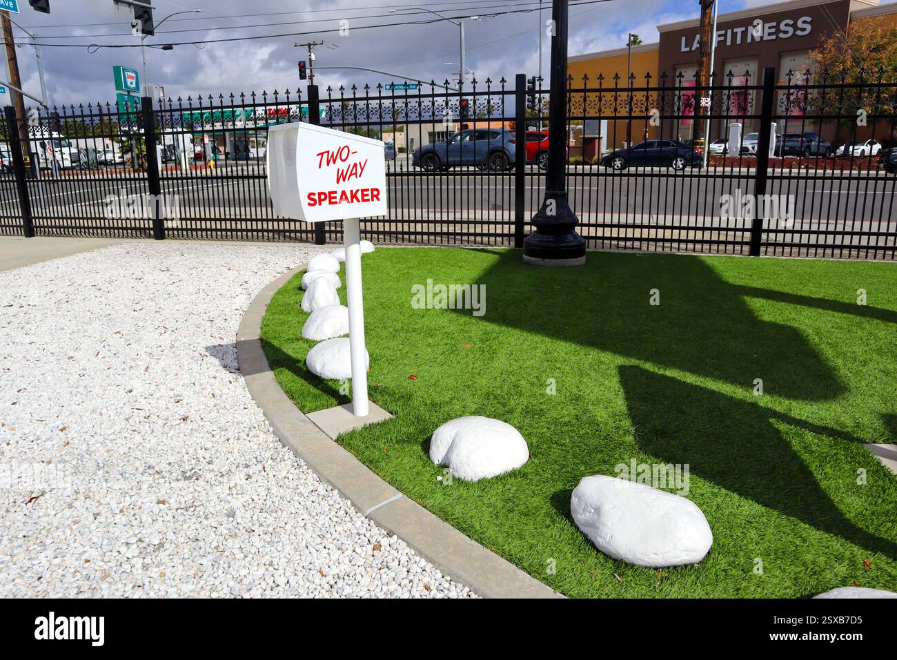 Replica of the Original IN-N-OUT Burger located at 13766 Francisquito ...