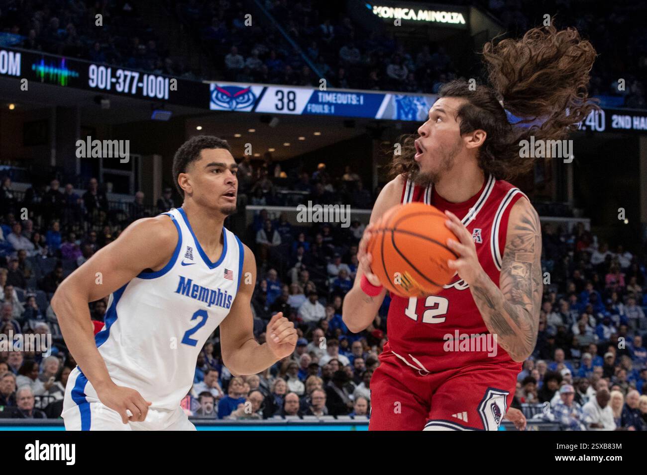 Memphis forward Nicholas Jourdain (2) defends against Florida Atlantic ...