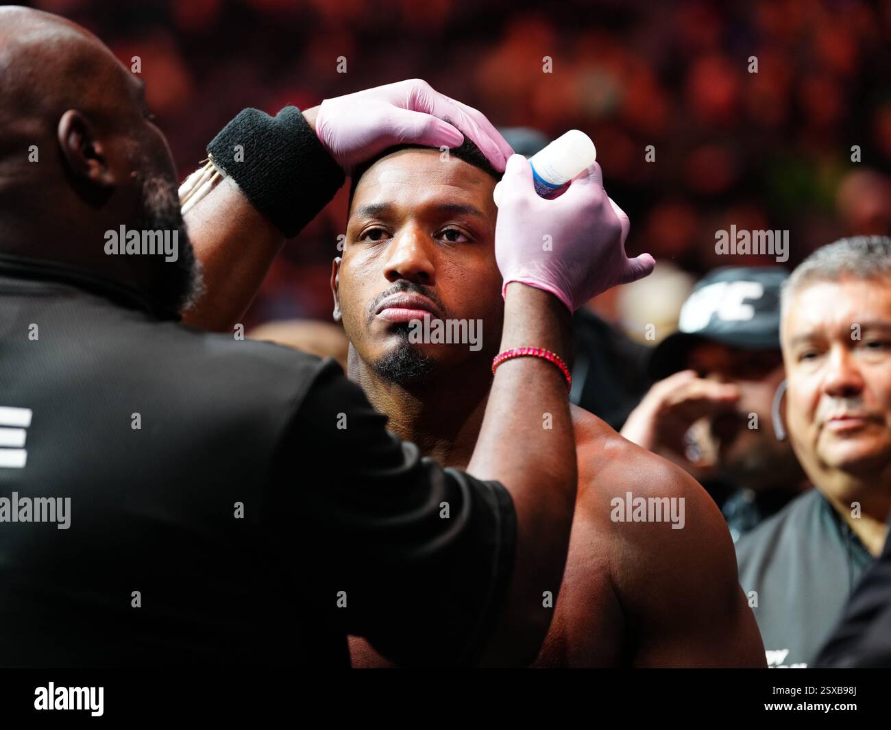 SEATTLE, WA - FEBRUARY 22: Alonzo Menifield and Julius Walker meet in ...