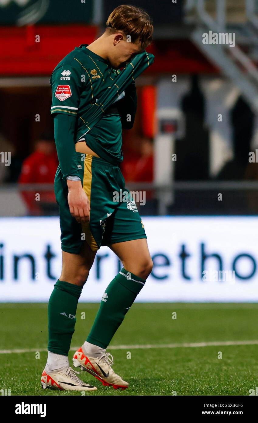 MAASTRICHT , NETHERLANDS - FEBRUARY 23: Cameron Peupion of ADO Den Haag ...