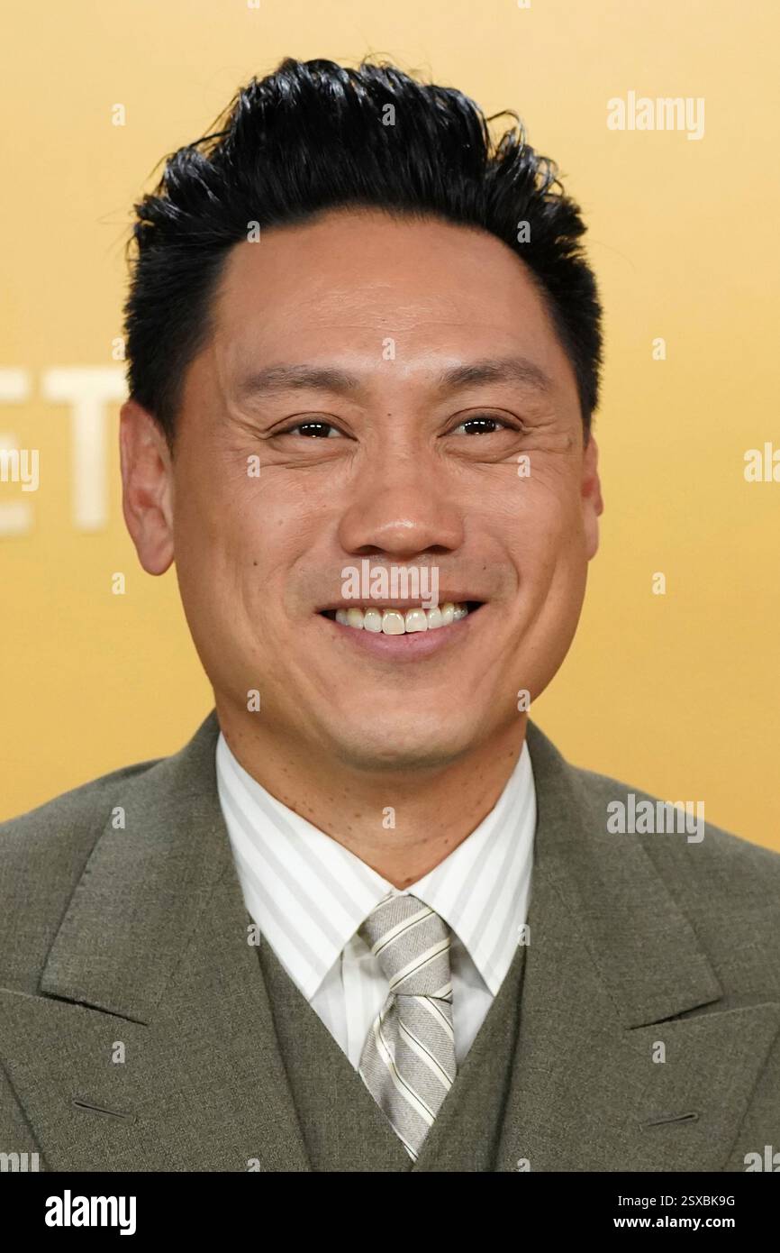 Jon M. Chu arrives at the 31st annual Screen Actors Guild Awards on ...