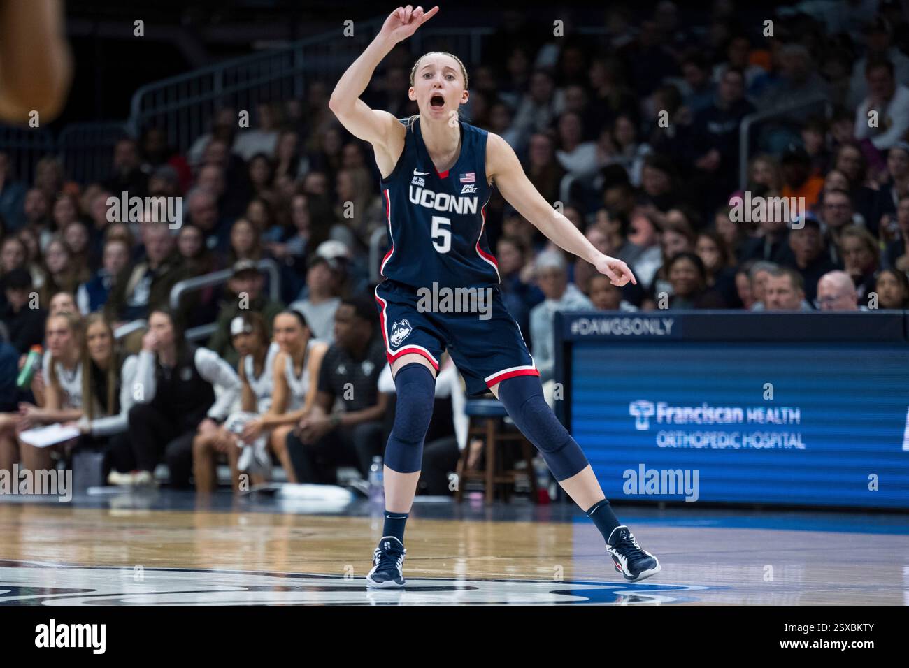 INDIANAPOLIS, IN - FEBRUARY 22: UConn Huskies guard Paige Bueckers (5 ...