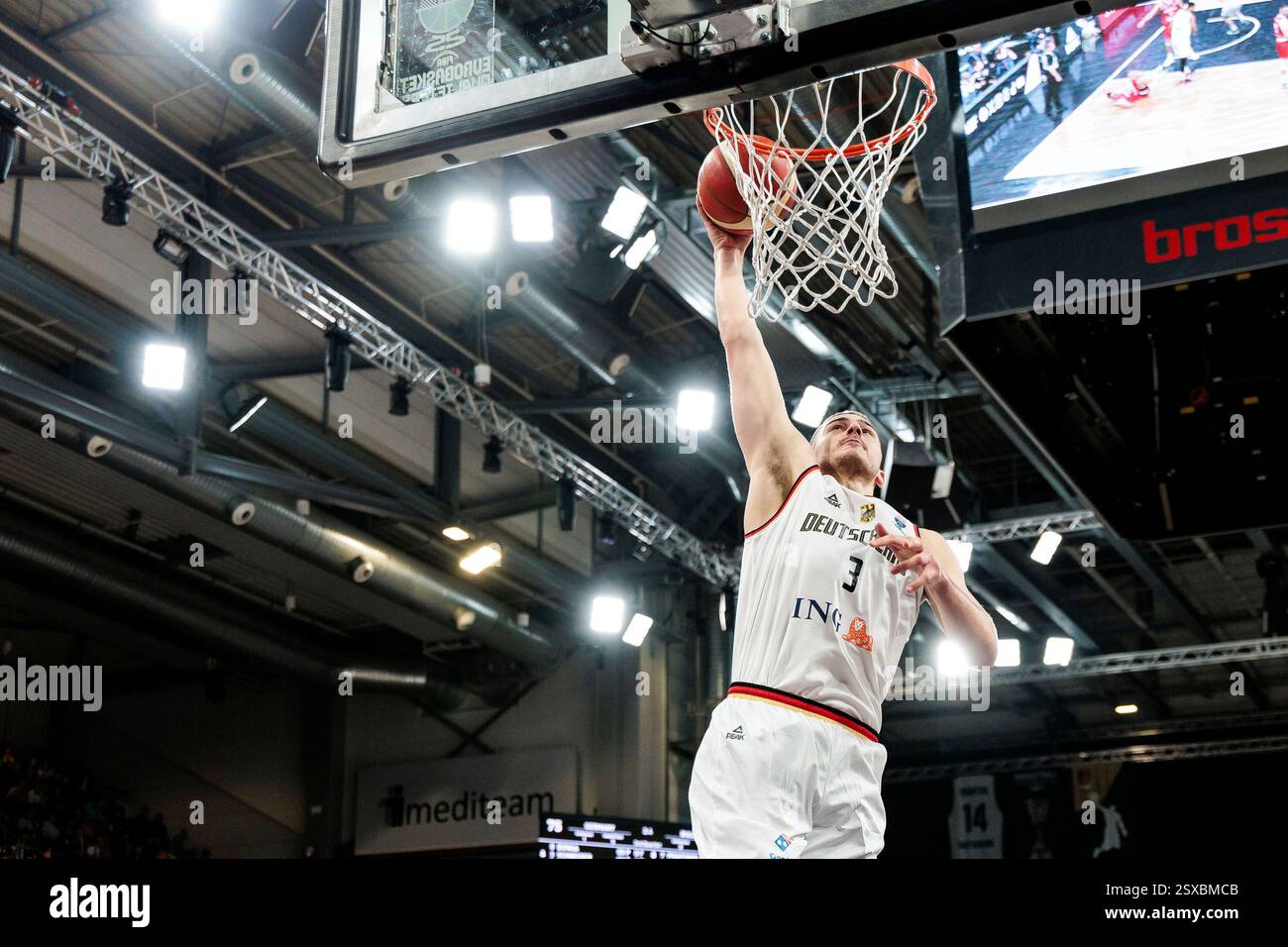 Tim Schneider (Deutschland, 3) im Wurf FIBA EuroBasket Qualifiers ...