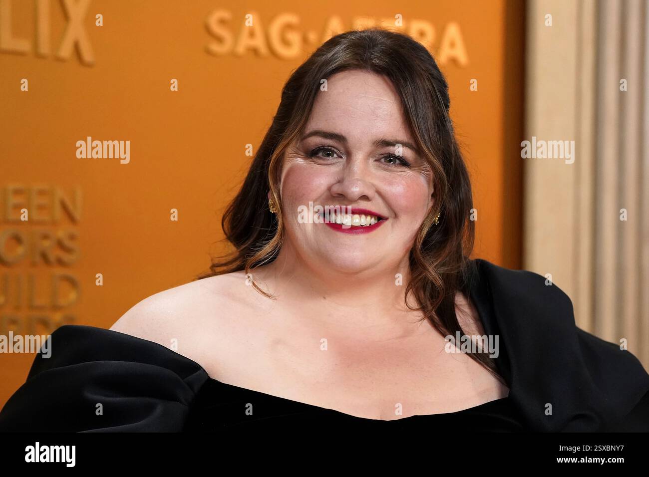 Jessica Gunning arrives at the 31st annual Screen Actors Guild Awards ...