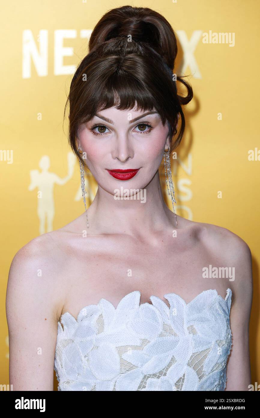 Los Angeles, USA. 23rd Feb, 2025. Dylan Mulvaney walking on the red ...